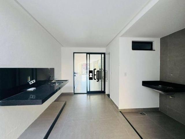 Casa com 3 dormitórios à venda, 200 m² por R$ 859.000,00 Alto dos Passos Juiz de Fora/MG