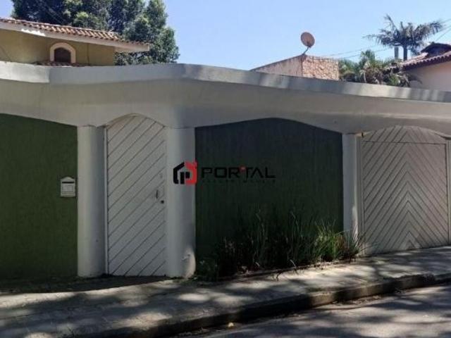 Casa com 3 dormitórios à venda, 200 m² por R$ 930.000,00 Granja Viana Carapicuíba/SP