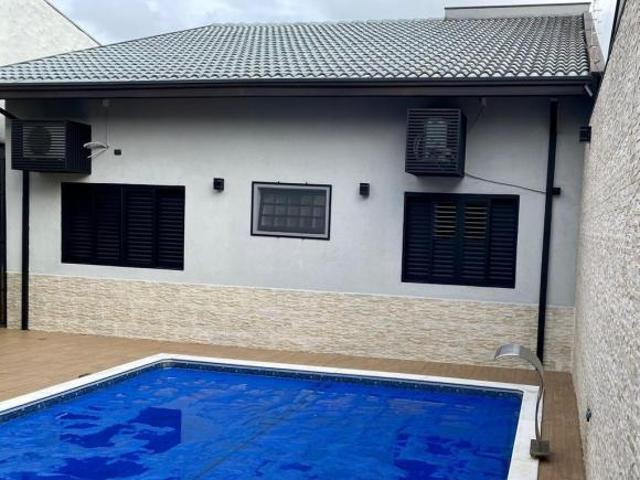 Casa com 3 dormitórios à venda, 200 m² por R$ 950.000,00 Vila Miranda Sumaré/SP