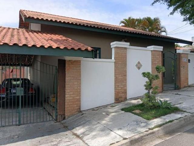 Casa com 3 dormitórios à venda, 200 m² por R$ 980.000,00 Jardim Panorama Vinhedo/SP