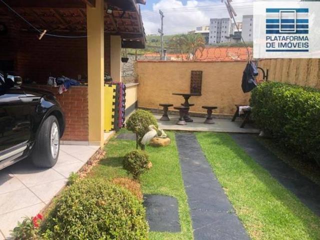 Casa com 3 dormitórios à venda, 200 m² por R$ 999.000,00 Residencial das Ilhas Bragança Paulista