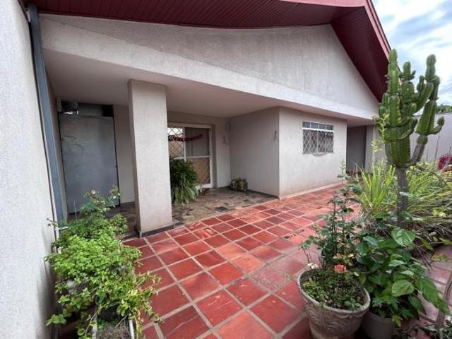 Casa com 3 dormitórios à venda, 200m² por R$ 500.000,00 Vila Santa Inês A.