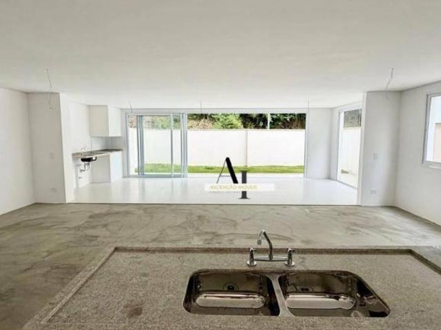 Casa com 3 dormitórios à venda, 201 m² por R$ 1.990.000,00 Sunville Stilo Arujá/SP