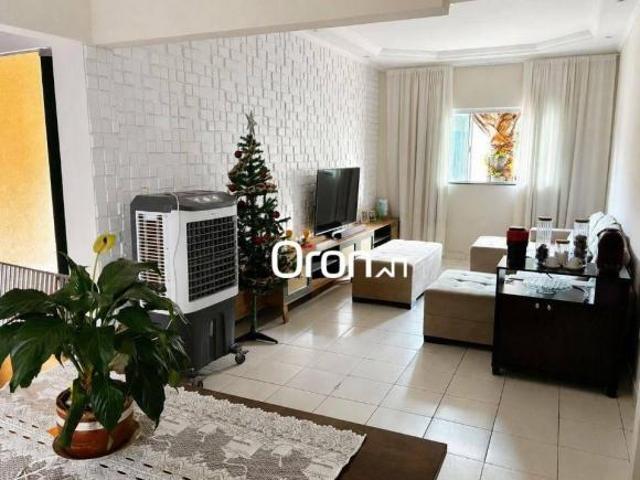 Casa com 3 dormitórios à venda, 201 m² por R$ 385.000,00 Jardim Imperial Aparecida de Goiânia/GO