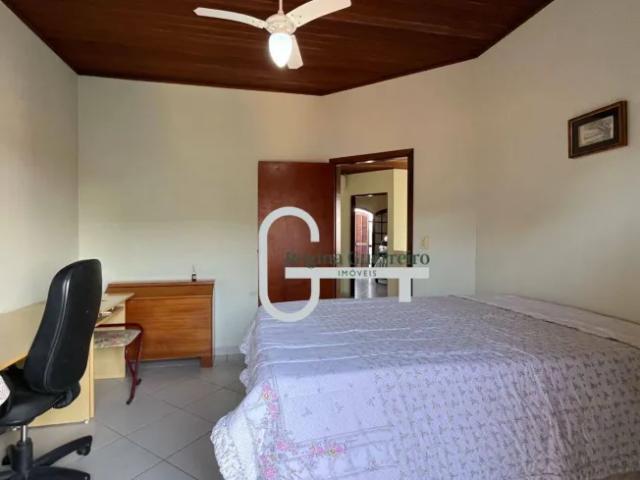 Casa com 3 dormitórios à venda, 201 m² por R$ 680.000,00 Residencial Parque Daville Peruíbe/SP