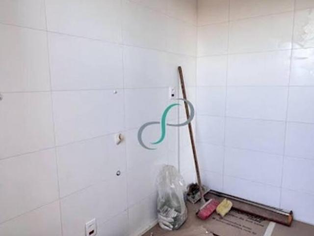 Casa com 3 dormitórios à venda, 203 m² por R$ 1.600.000,00 Condomínio Residencial Flor da Serra