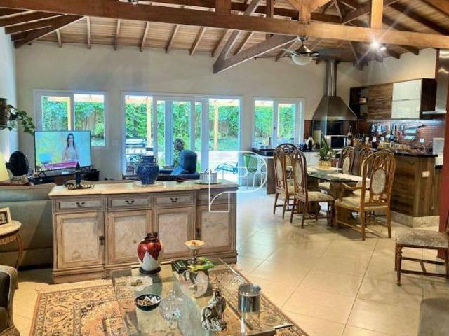 Casa com 3 dormitórios à venda, 203 m² por R$ 1.380.000,00 Granja Viana Cotia/SP
