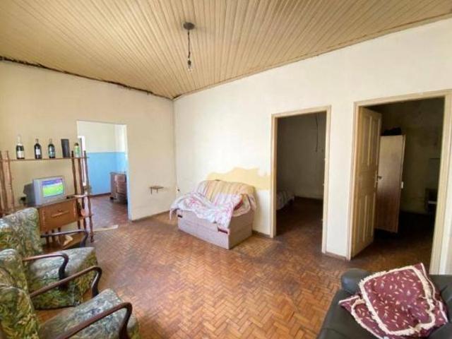 Casa com 3 dormitórios à venda, 203 m² por R$ 330.000,00 Santana Rio Claro/SP