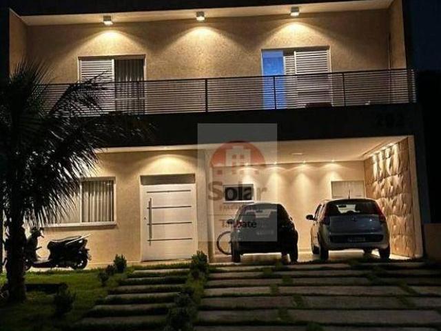 Casa com 3 dormitórios à venda, 214 m² por R$ 1.500.000,00 Parque das Araucárias Tremembé/SP