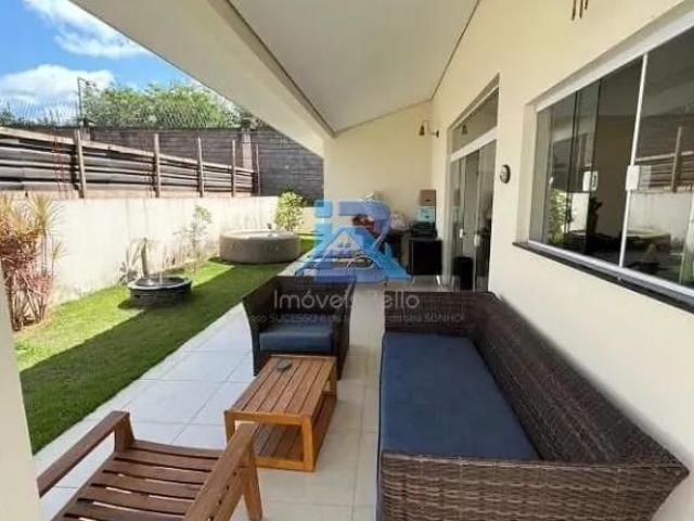 Casa com 3 dormitórios à venda, 215 m² por R$ 1.300.000,00 Condomínio Ville de France Itatiba/SP