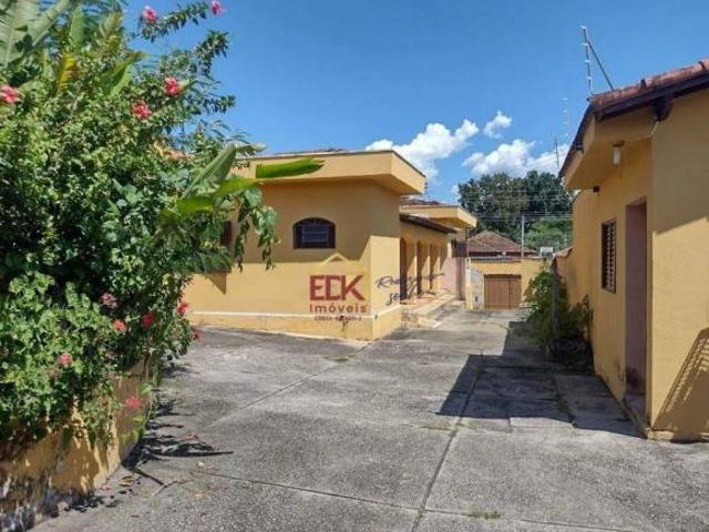 Casa com 3 dormitórios à venda, 215 m² por R$ 860.000 Vila Pantaleão Caçapava/SP