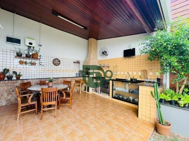 Casa com 3 dormitórios à venda, 215 m² por R$ 950.000,00 Residencial Furlan Santa Bárbara D&apos Oest