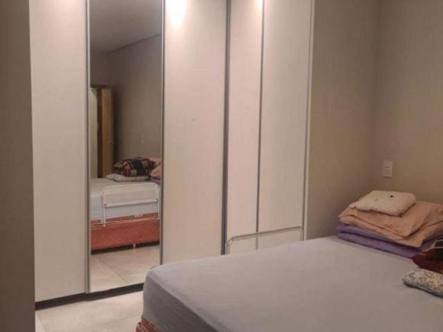 Casa com 3 dormitórios à venda, 218 m² por R$ 1.300.000,00 Villag