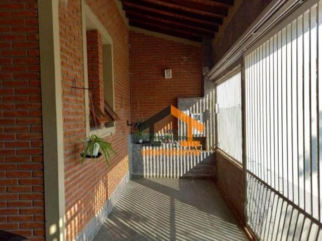Casa com 3 dormitórios à venda, 218 m² por R$ 680.000,00 Vila Brasileira Itatiba/SP