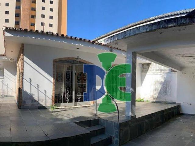 Casa com 3 dormitórios à venda, 219 m² por R$ 500.000,00 Cidade Jardim Jacareí/SP