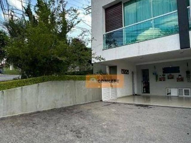 Casa com 3 dormitórios à venda, 210 m² por R$ 1.620.000 Parquelândia Mogi das Cruzes/SP
