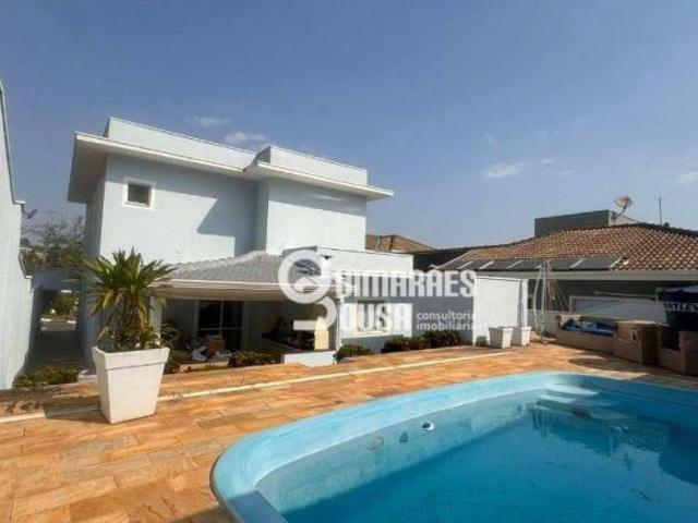 Casa com 3 dormitórios à venda, 210 m² por R$ 1.800.000,00 Pinheirinho Vinhedo/SP