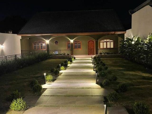 Casa com 3 dormitórios à venda, 210 m² por R$ 1.350.000,00 Neva Cascavel/PR