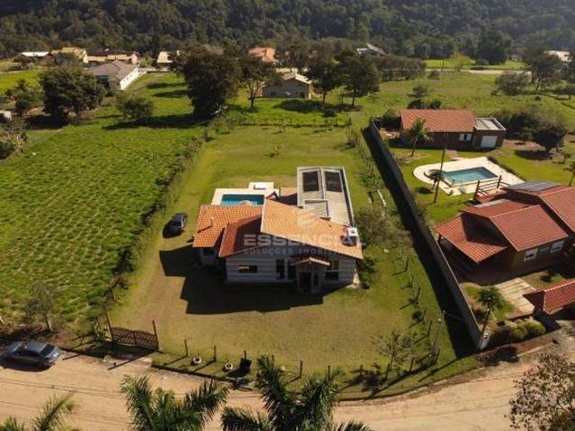 Casa com 3 dormitórios à venda, 210 m² por R$ 1.350.000,00 Sete Nascentes Bofete/SP