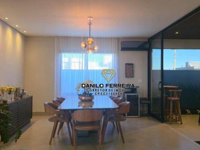 Casa com 3 dormitórios à venda, 210 m² por R$ 2.100.000 Residencial Saint Paul Itu/SP