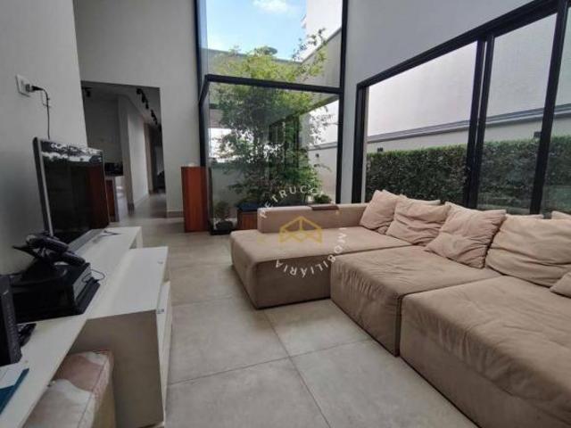 Casa com 3 dormitórios à venda, 210 m² por R$ 2.300.000,00 Swiss Park Campinas/SP