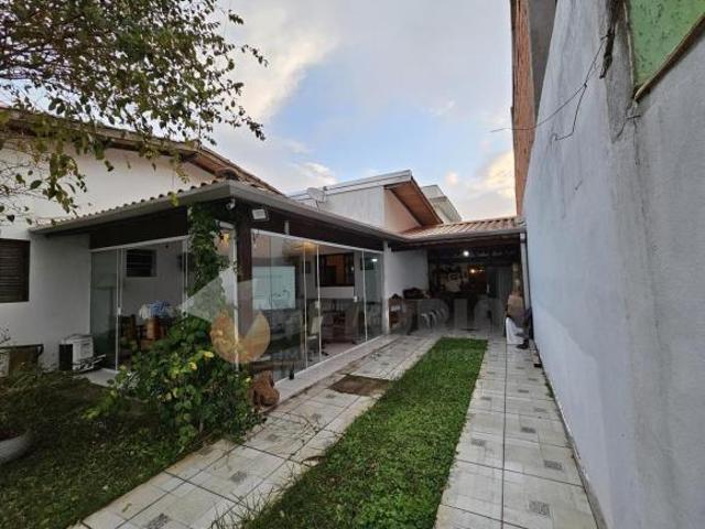 Casa com 3 dormitórios à venda, 210 m² por R$ 750.000,00 Porto Novo Caraguatatuba/SP