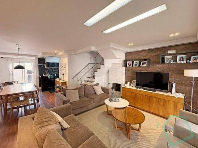 Casa com 3 dormitórios à venda, 210 m² por R$ 980.000,00 Granja Viana Cotia/SP