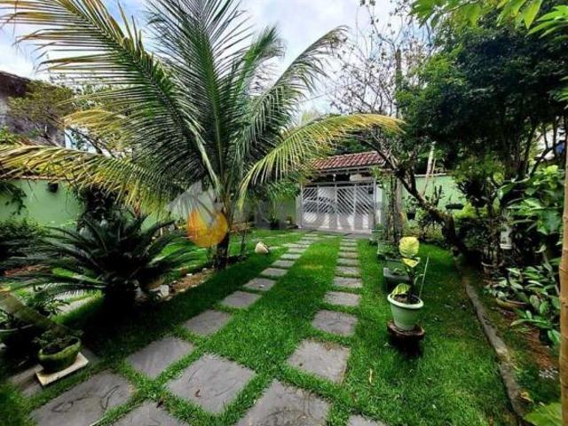 Casa com 3 dormitórios à venda, 210 m² por R$ 999.000,00 Jardim Primavera Caraguatatuba/SP
