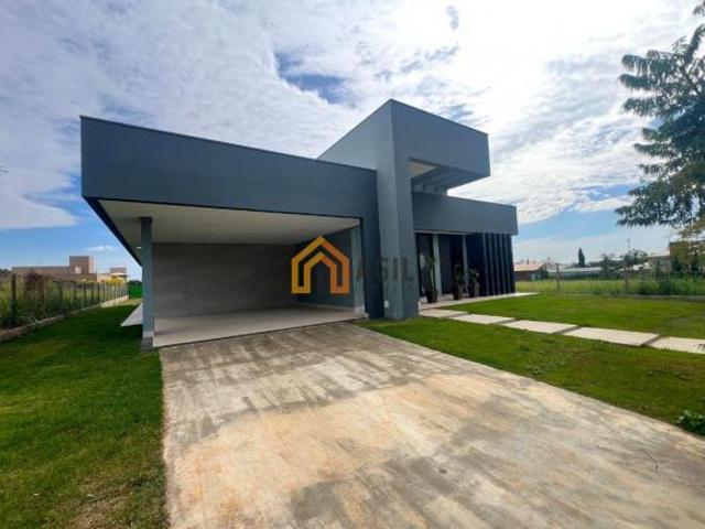 Casa com 3 dormitórios à venda, 211 m² por R$ 1.249.950,00 Condomínio Serra Verde Igarapé/MG