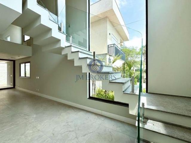 Casa com 3 dormitórios à venda, 212 m² por R$ 2.340.000,00 New Ville Santana de Parnaíba/SP