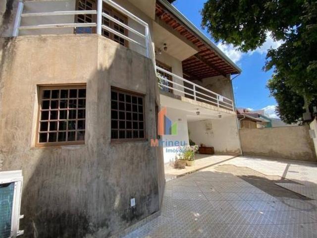Casa com 3 dormitórios à venda, 212 m² por R$ 705.000,00 Loteamento Remanso Campineiro Hortolând