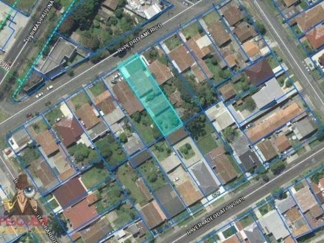 Casa com 3 dormitórios à venda, 224 m² Novo Mundo Curitiba/PR
