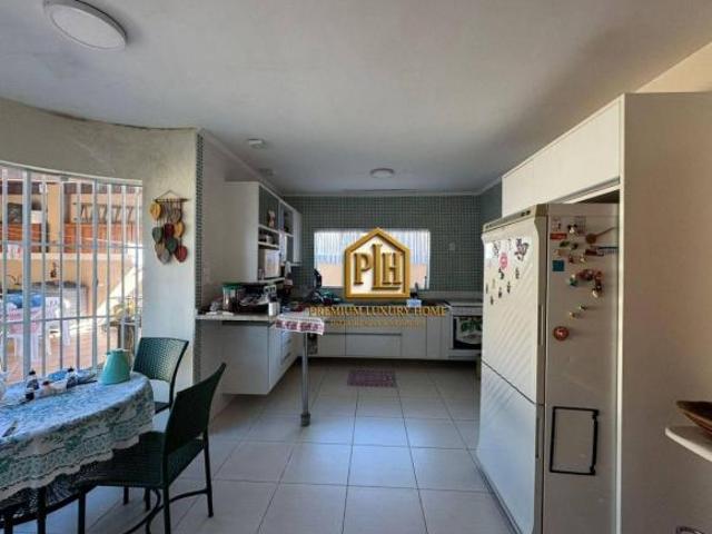 Casa com 3 dormitórios à venda, 224 m² por R$ 1.390.000,00 Vila Loanda Atibaia/SP