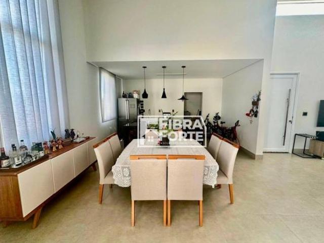 Casa com 3 dormitórios à venda, 224 m² por R$ 2.300.000,00 Swiss Park Campinas/SP
