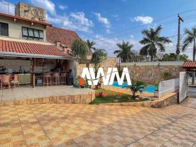Casa com 3 dormitórios à venda, 225 m² por R$ 800.000,00 Jardim Vila Boa Goiânia/GO