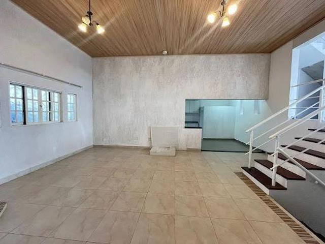 Casa com 3 dormitórios à venda, 226 m² por R$ 1.200.000,00 Vila Mike São Roque/SP