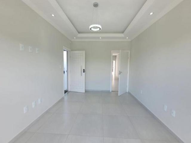 Casa com 3 dormitórios à venda, 226 m² por R$ 850.000,00 Pousada do Sol Pouso Alegre/MG