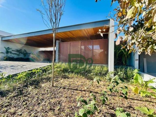 Casa com 3 dormitórios à venda, 228 m² por R$ 2.390.000,00 Fazenda Santa Lúcia Americana/SP