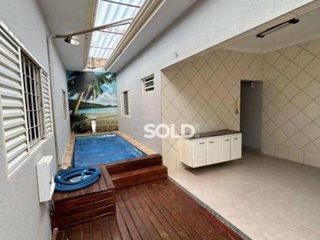 Casa com 3 dormitórios à venda, 228 m² por R$ 650.000,00 Chácara Espraiado Franca/SP