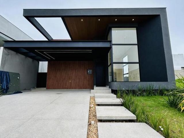 Casa com 3 dormitórios à venda, 229m2 por R$2.099.000,00 Condomínio Alphaville