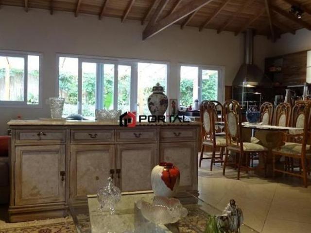 Casa com 3 dormitórios à venda, 220 m² Granja Viana Cotia/SP