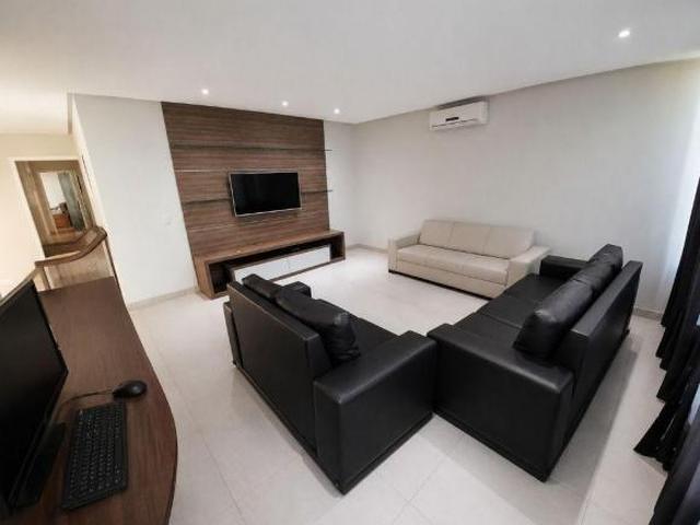 Casa com 3 dormitórios à venda, 220 m² por R$ 1.450.000,00 Jardins Lisboa Goiânia/GO
