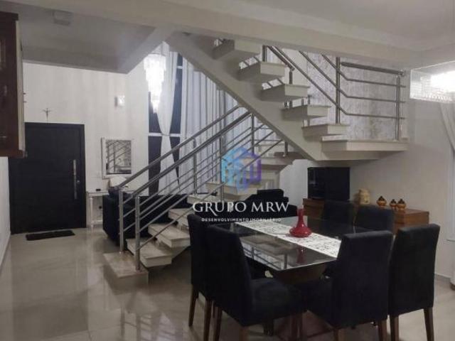 Casa com 3 dormitórios à venda, 220 m² por R$ 1.600.000,00 Condomínio Village Ipanema Araçoiaba