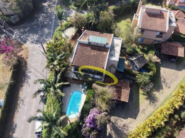 Casa com 3 dormitórios à venda, 220 m² por R$ 1.650.000,00 Granja Viana Carapicuíba/SP