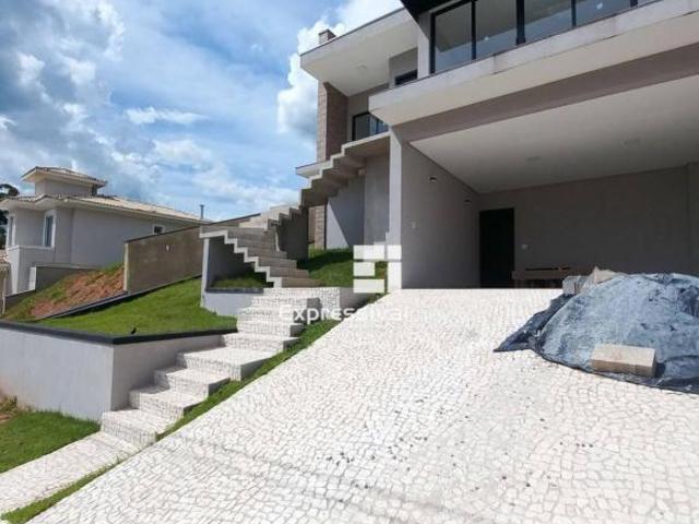 Casa com 3 dormitórios à venda, 220 m² por R$ 1.700.000,00 Condomínio Villa Ravenna Itatiba/SP