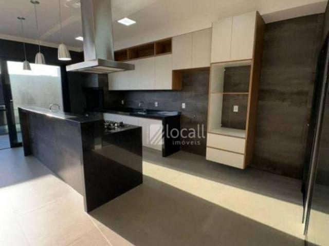 Casa com 3 dormitórios à venda, 220 m² por R$ 1.700.000,00 RECANTO DO LAGO São José do Rio Preto