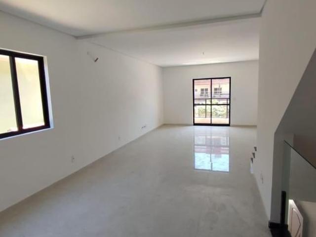 Casa com 3 dormitórios à venda, 220 m² por R$ 1.800.000,00 Embaré Santos/SP