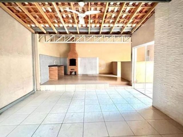 Casa com 3 dormitórios à venda, 220 m² por R$ 449.000,00 Parque Residencial Potiguara Itu/SP