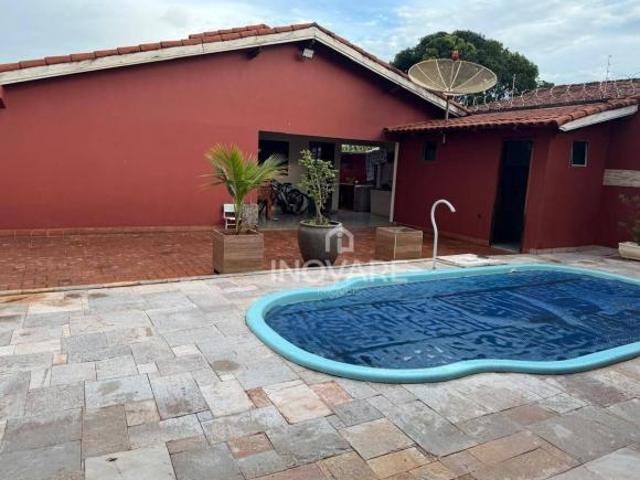 Casa com 3 dormitórios à venda, 220 m² por R$ 700.000,00 Setor Afonso Pena Itumbiara/GO