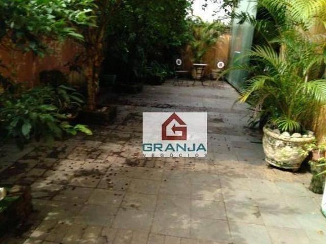 Casa com 3 dormitórios à venda, 220 m² por R$ 850.000,00 Vila Diva Carapicuíba/SP